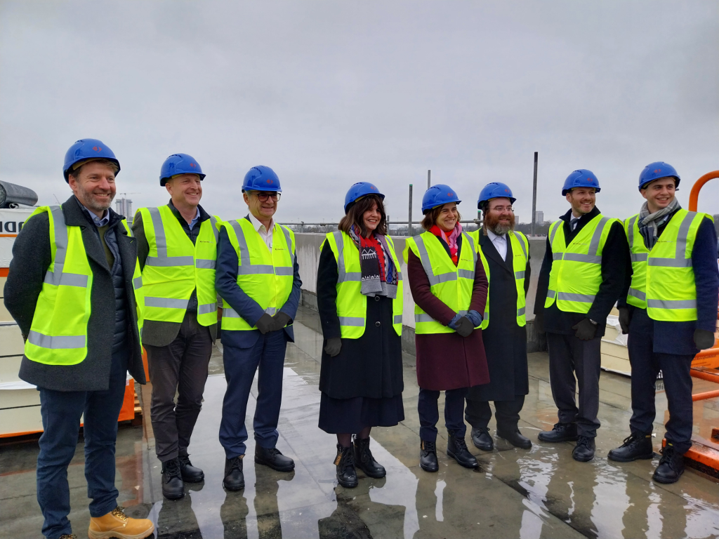 MP Visits Roxwell Road and Golders Green Road | Jerram Falkus